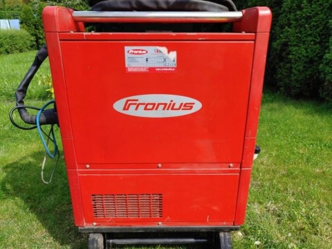 Fronius TransTig 3000 na wózku z chłodnicą